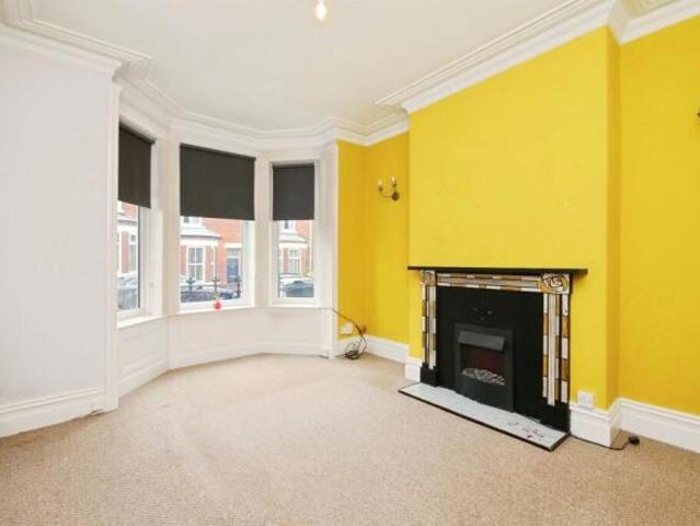 2 bedroom terraced house for sale in Murray Street, York, YO24