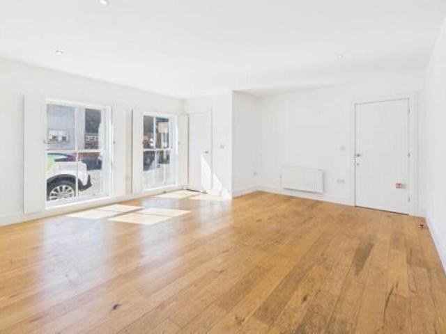 2 bedroom terraced house for sale in Museum Court, Lincoln, LN2