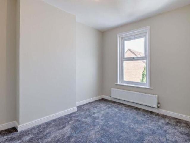2 bedroom terraced house for sale in North Street, Swindon, SN1