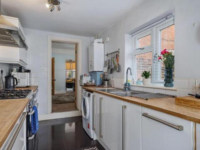 2 bedroom terraced house for sale in North Villiers Street, Leamington Spa, CV32