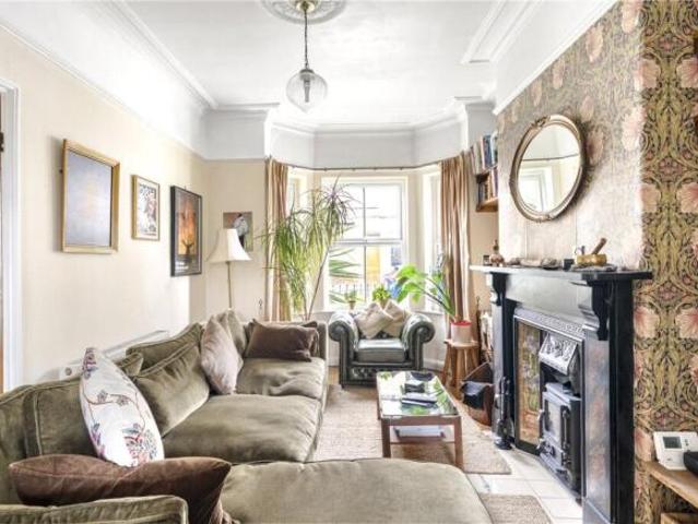 2 bedroom terraced house for sale in Neville Terrace, York, North Yorkshire, YO31