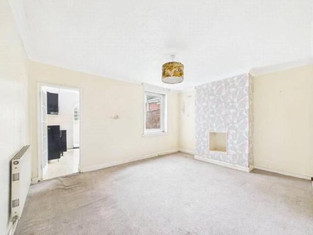 2 bedroom terraced house for sale in New Street, Gloucester, Gloucestershire, GL1