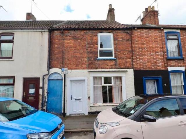 2 bedroom terraced house for sale in Newland Street West, Lincoln, LN1