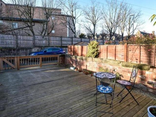 2 bedroom terraced house for sale in Newnham Terrace, Harrogate, North Yorkshire, UK, HG2