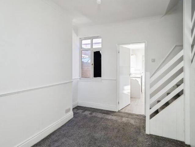 2 bedroom terraced house for sale in Nelson Villas, Hull, HU8