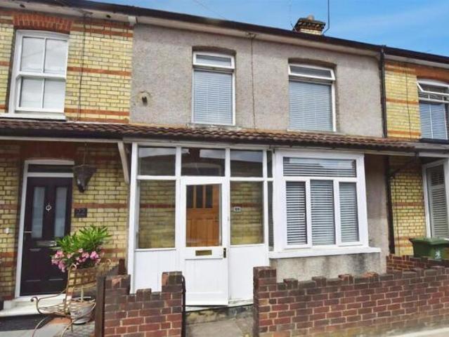 2 bedroom terraced house for sale in SOULDERN STREET, Watford, WD18