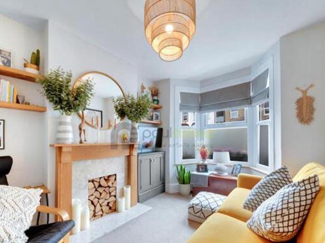 2 Bedroom Terraced House For Sale In South Croydon