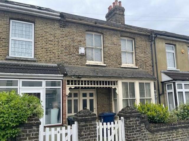 2 Bedroom Terraced House For Sale In Southall, Middlesex