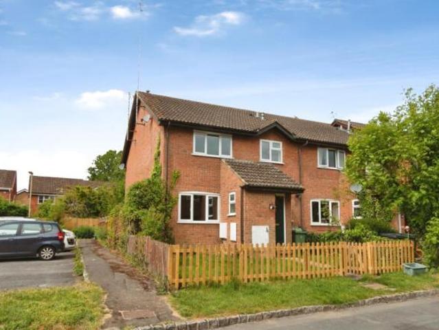2 bedroom terraced house for sale in Sorrells Close, Chineham, Basingstoke, Hampshire, RG24