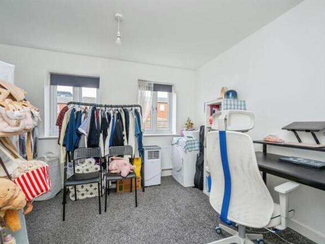2 bedroom terraced house for sale in Saxelbye Avenue, Derby, DE1