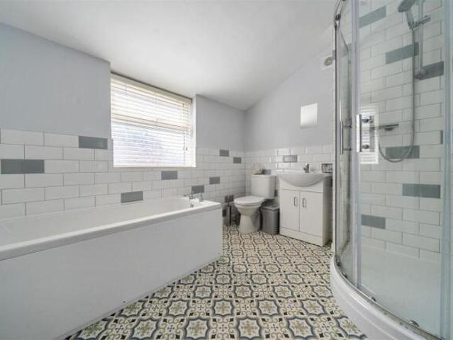 2 bedroom terraced house for sale in Salisbury Street, Bedford, MK41