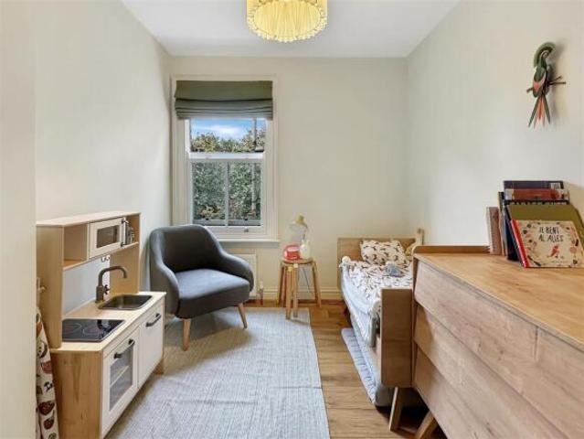 2 bedroom terraced house for sale in Sedgwick Street, Cambridge, CB1
