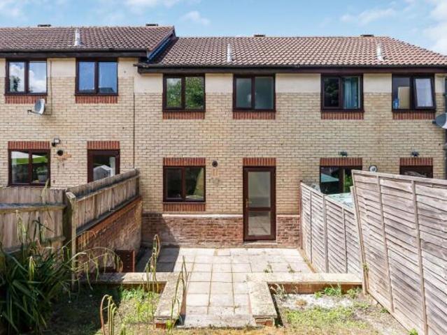 2 bedroom terraced house for sale in Shepperds Green, Shenley Church End, MK5
