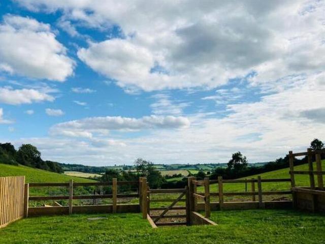 2 Bedroom Terraced House For Sale In Shoscombe, Somerset