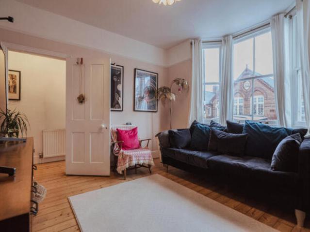 2 bedroom terraced house for sale in Shrubland Street, Leamington Spa, CV31