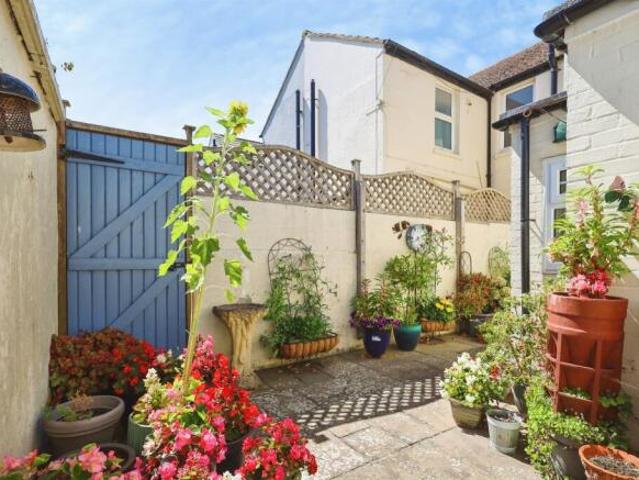 2 bedroom terraced house for sale in Sidley Road, Eastbourne, BN22