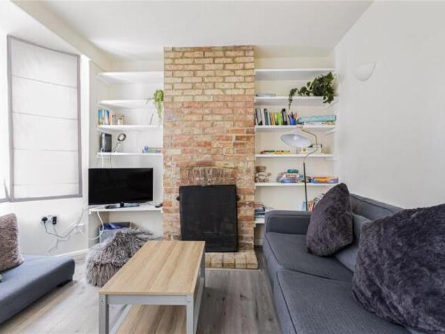 2 bedroom terraced house for sale in Silver Road, Oxford, OX4