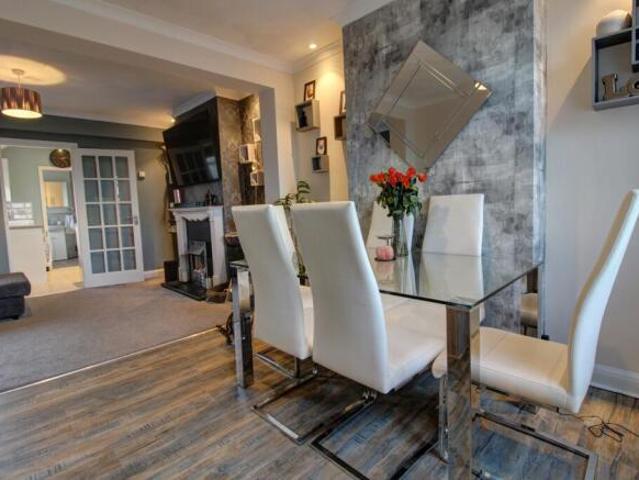2 bedroom terraced house for sale in Sproughton Road, Ipswich, IP1