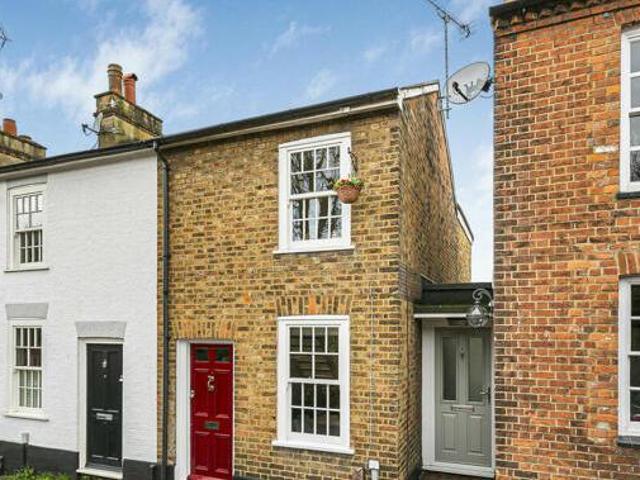 2 Bedroom Terraced House For Sale In St Albans
