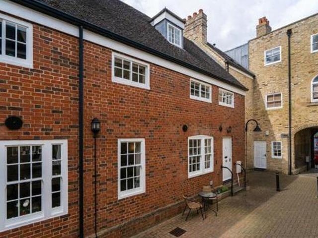 2 Bedroom Terraced House For Sale In St Neots, Cambridgeshire