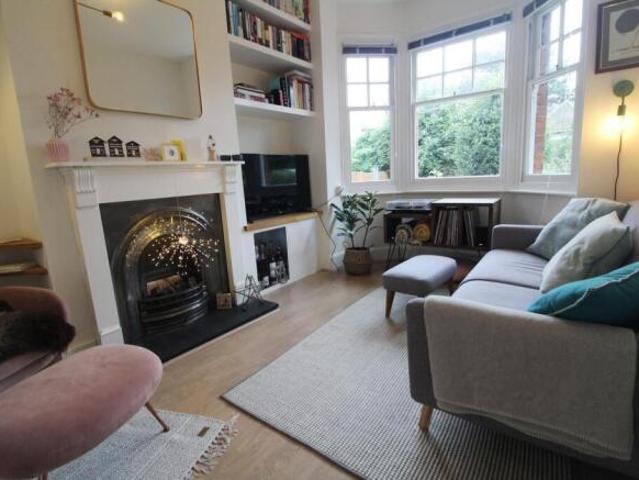 2 bedroom terraced house for sale in St. Saviours Terrace, Reading RG1