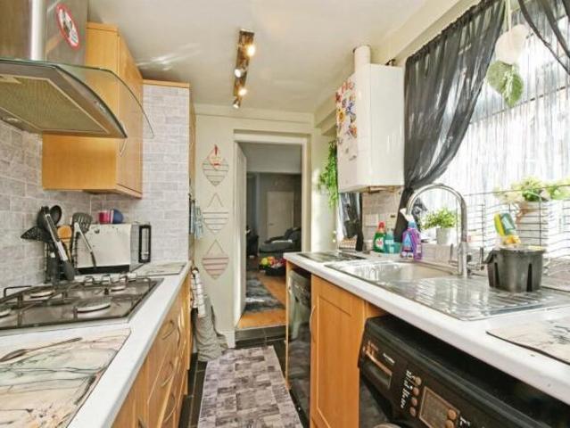 2 bedroom terraced house for sale in Stamford Street East, York, YO26