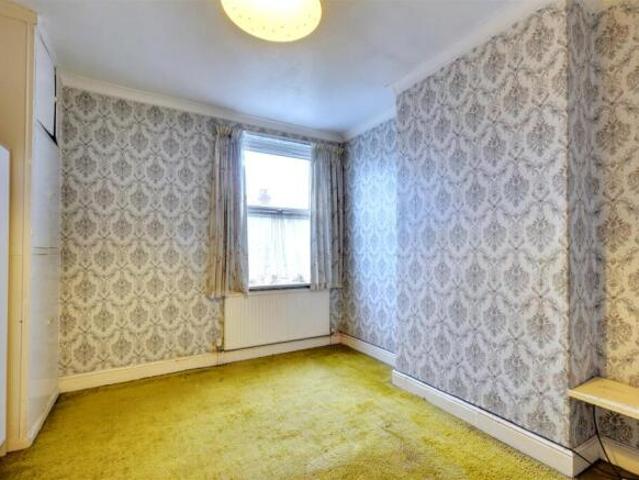 2 bedroom terraced house for sale in Stanley Road, Forest Fields, Nottingham, NG7