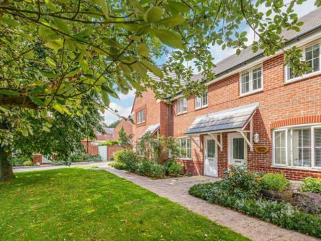 2 Bedroom Terraced House For Sale In Storrington