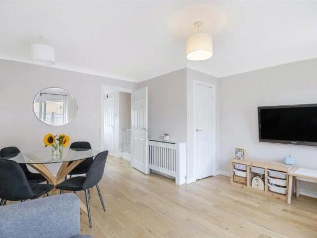 2 bedroom terraced house for sale in Strachur Grove, Lambhill, Glasgow, G22