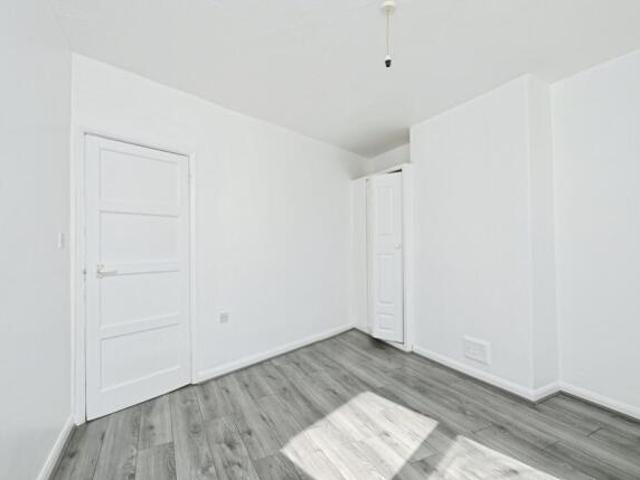 2 bedroom terraced house for sale in Strelley Street, Nottingham, NG6