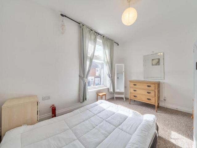 2 bedroom terraced house for sale in Sutherland Road, Southsea, PO4