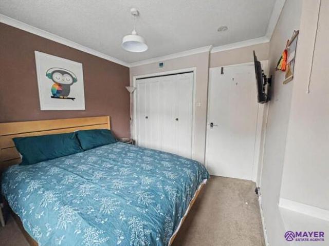 2 bedroom terraced house for sale in Summerlands Gardens, Plymouth, PL7