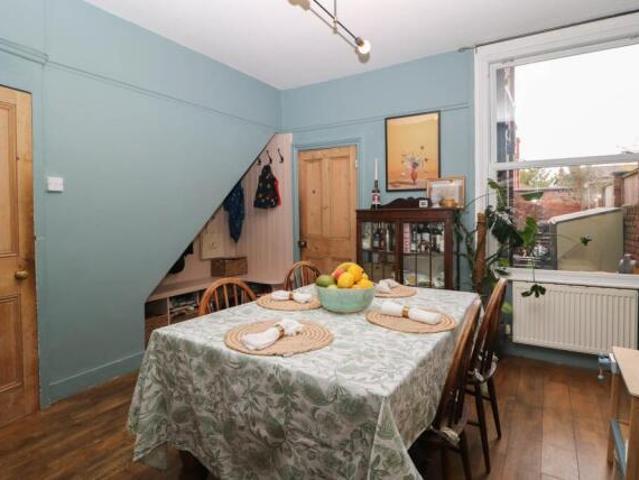 2 bedroom terraced house for sale in Sumpter Pathway, Hoole, Chester, CH2