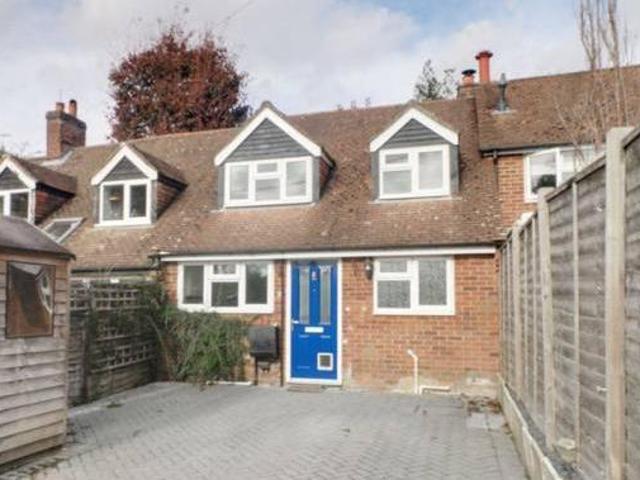 2 bedroom terraced house for sale in Swan Street Kingsclere Newbury RG20 5PW RG20
