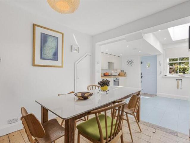 2 bedroom terraced house for sale in Swan Street, Osney Island, OX2