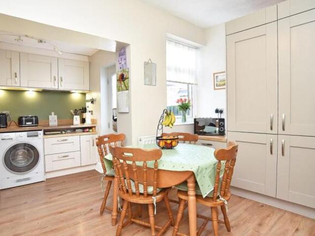 2 bedroom terraced house for sale in Poplar Grove, Harrogate, HG1