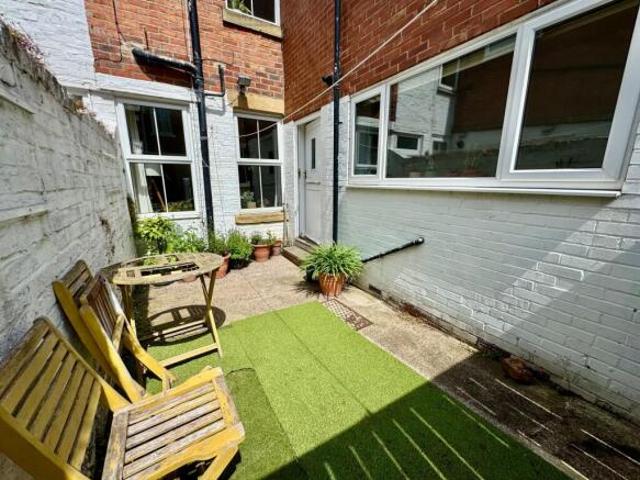 2 bedroom terraced house for sale in Poplar Place, Newcastle Upon Tyne, NE3