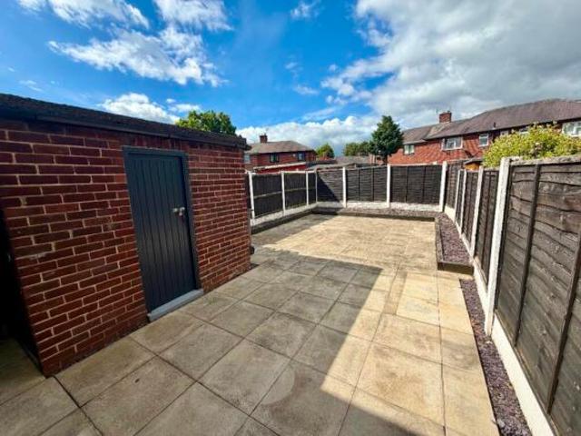 2 bedroom terraced house for sale in Poplars Avenue, Warrington, WA2
