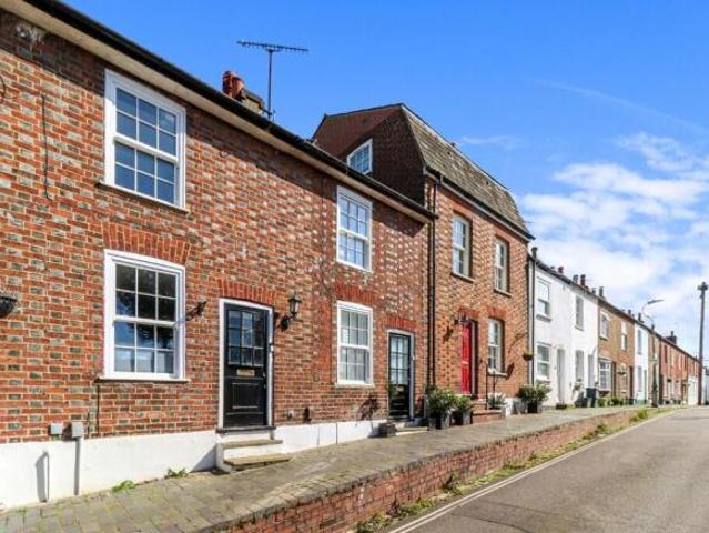 2 bedroom terraced house for sale in Portland Street, St. Albans, Hertfordshire, AL3