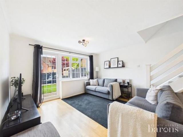 2 bedroom terraced house for sale in Paterson Close, Basingstoke, Hampshire, RG22