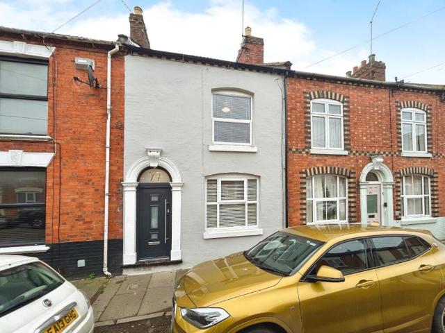 2 bedroom terraced house for sale in Palmerston Road, Abington, Northampton NN1