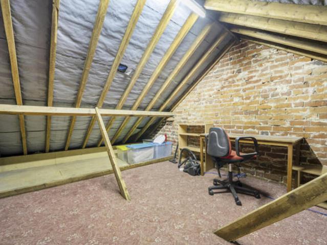 2 bedroom terraced house for sale in Pangbourne Street, Reading, RG30