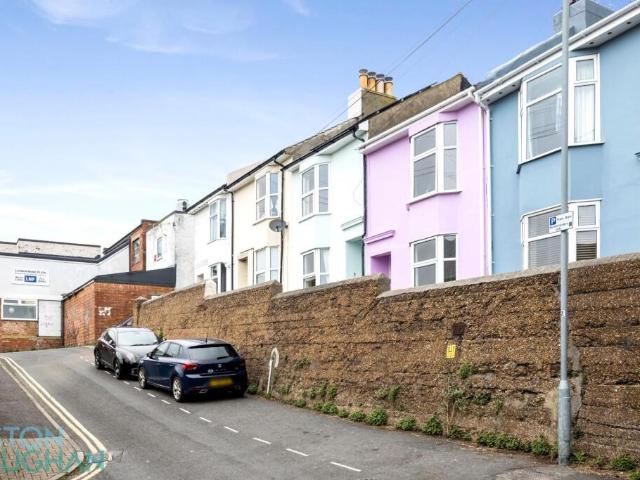 2 bedroom terraced house for sale in Park Road Terrace, Brighton, BN2