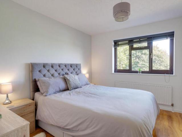 2 bedroom terraced house for sale in Petersham Drive, Orpington, BR5