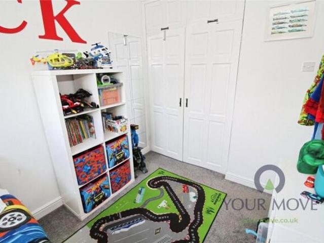 2 bedroom terraced house for sale in Pendennis Road, Bedford, Bedfordshire, MK41