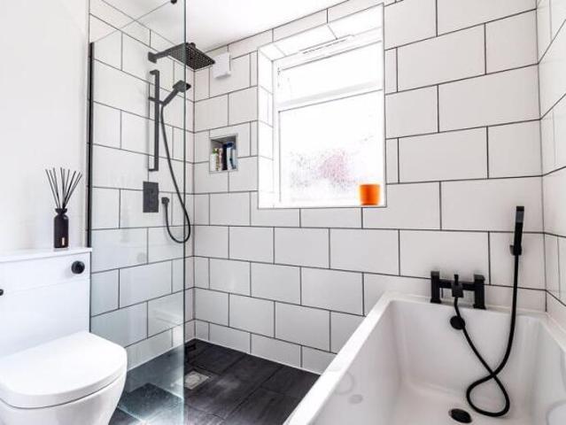 2 bedroom terraced house for sale in Percy Road, Southsea, PO4