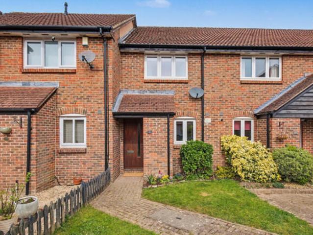 2 bedroom terraced house for sale in Pheasant Walk, Sandford on Thames, OX4
