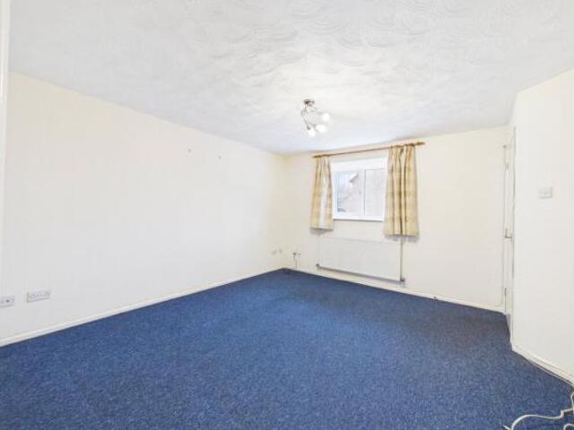 2 bedroom terraced house for sale in Pippen Field, Worcester, Worcestershire, WR4