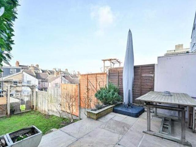2 Bedroom Terraced House For Sale In Plumstead, London