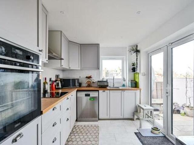 2 Bedroom Terraced House For Sale In Plumstead, London